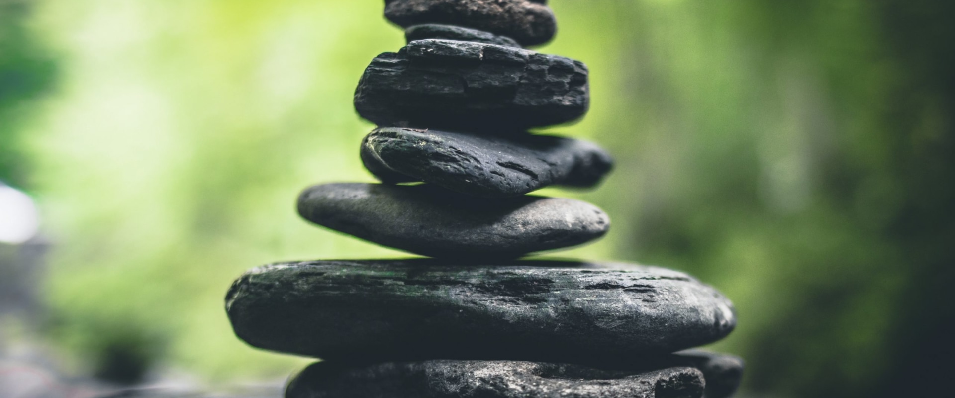 What is the difference between hrt and bhrt?
